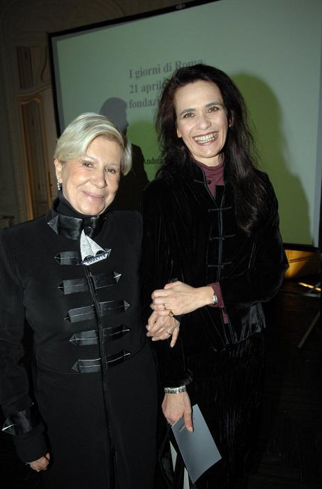 il primo è mitologico letterario più o meno al momento